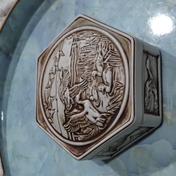 Avon | Design | Vintage 98 Avon Ceramic Duck Trinket Box | Poshmark